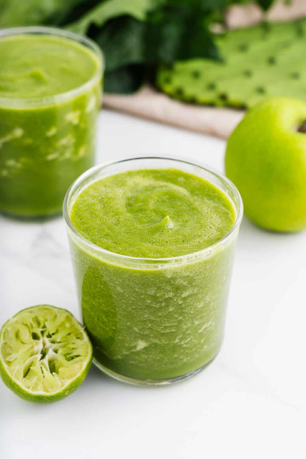 10-Minute Jugo Verde (Made with Cactus)