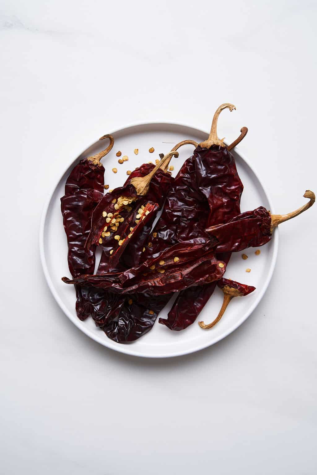 Guajillo Pepper Guide (Heat, Flavor, Uses)