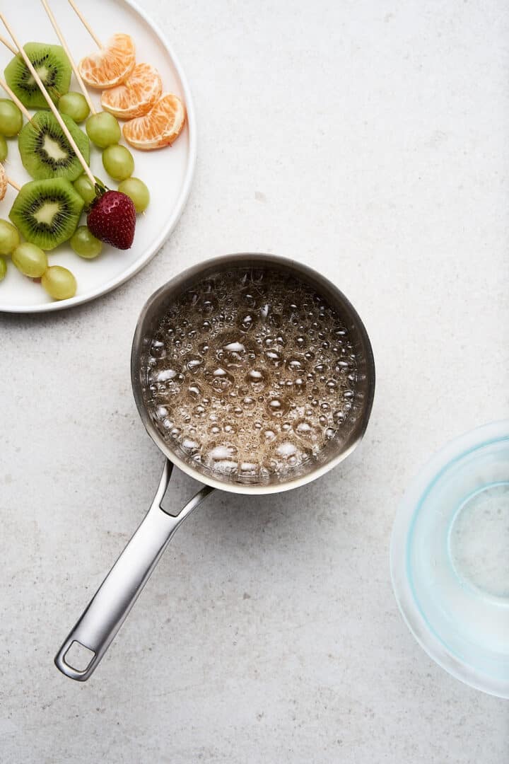 Easy Tanghulu Recipe (3 Ingredients)