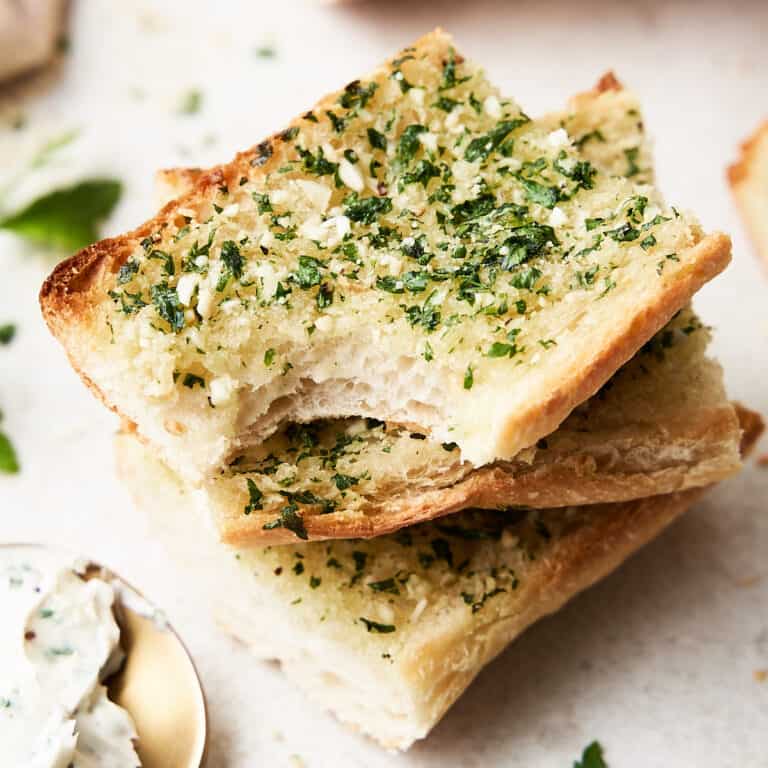 Easy Vegan Garlic Bread
