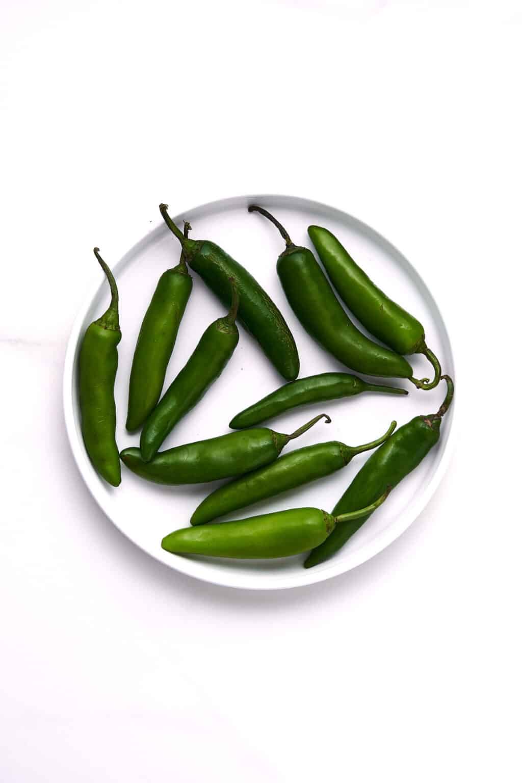 Serrano Peppers (A Detailed Guide)