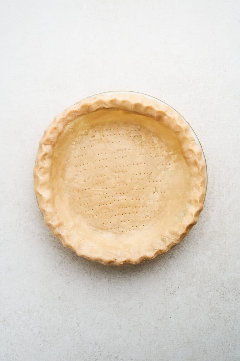 Perfect Vegan Pie Crust (Step-By-Step)